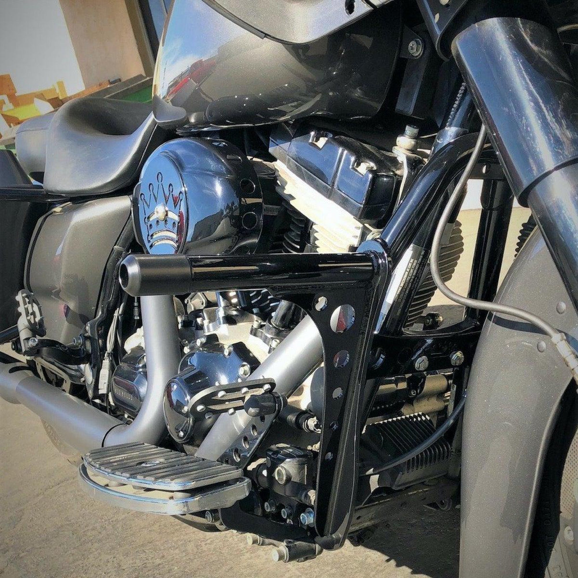 Bung King Highway Peg Crash Bar for Bagger - Rogue Rider Industries